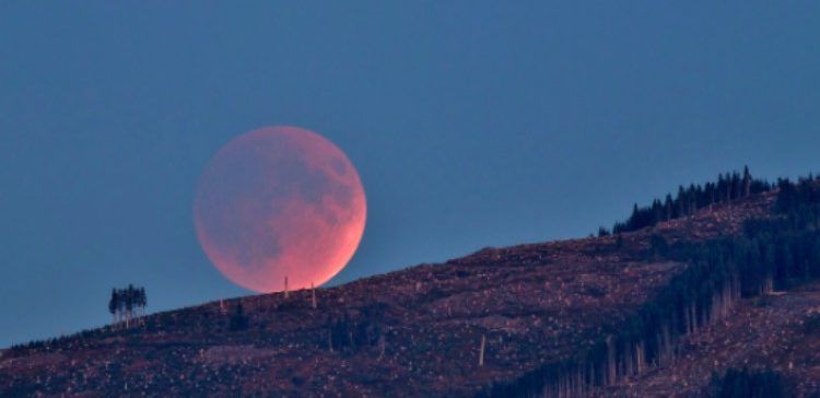 Rare moon happens every 150 years – here’s when you can see it | Beauty ...