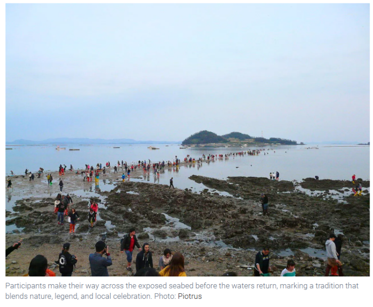 Every Year, the Sea Parts in Korea for a Short Time-A Natural Event ...